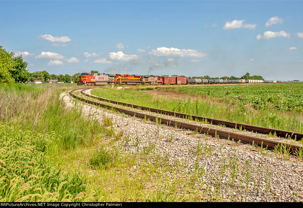 BNSF 722, KCS 4033, & BNSF 738 Lead H-KCKOMA4-30